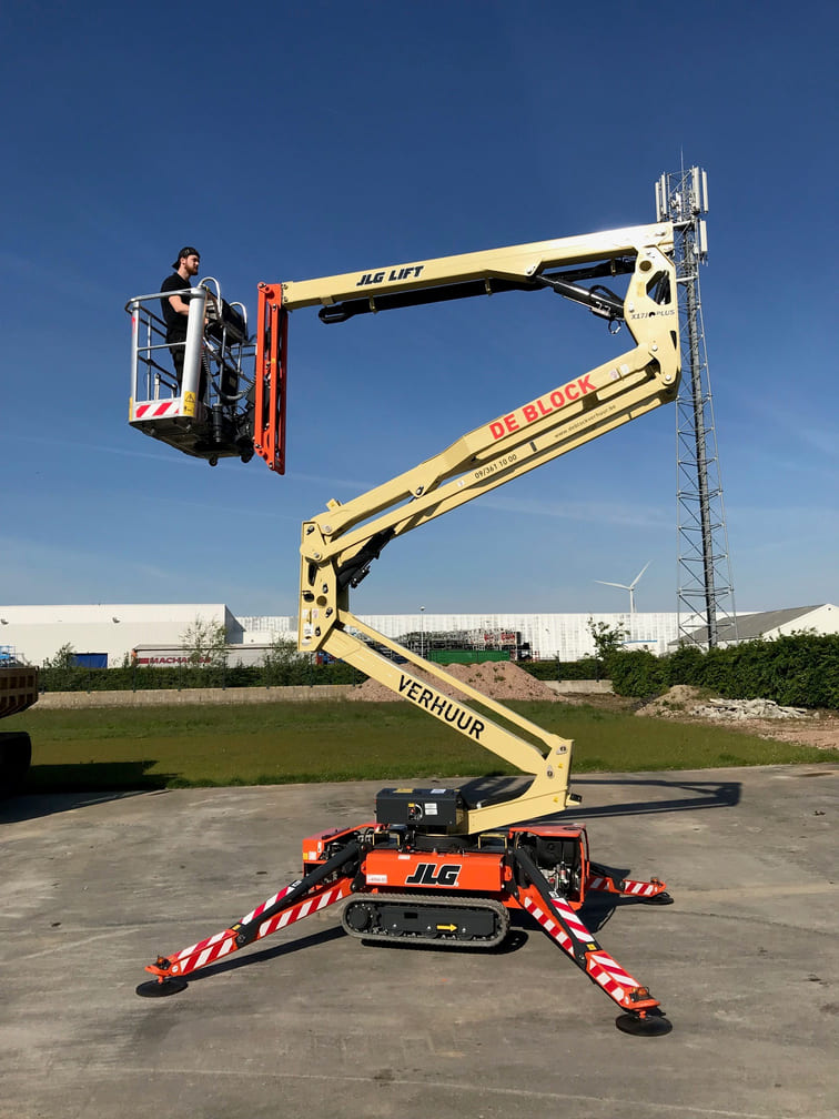 Spinhoogwerkers op rupsen